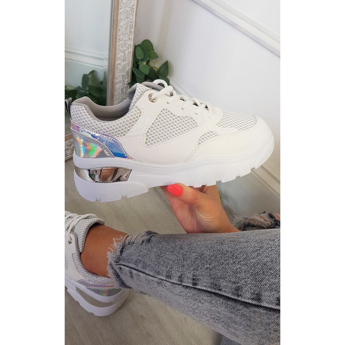 Mesh Trainers | Go Wholesale