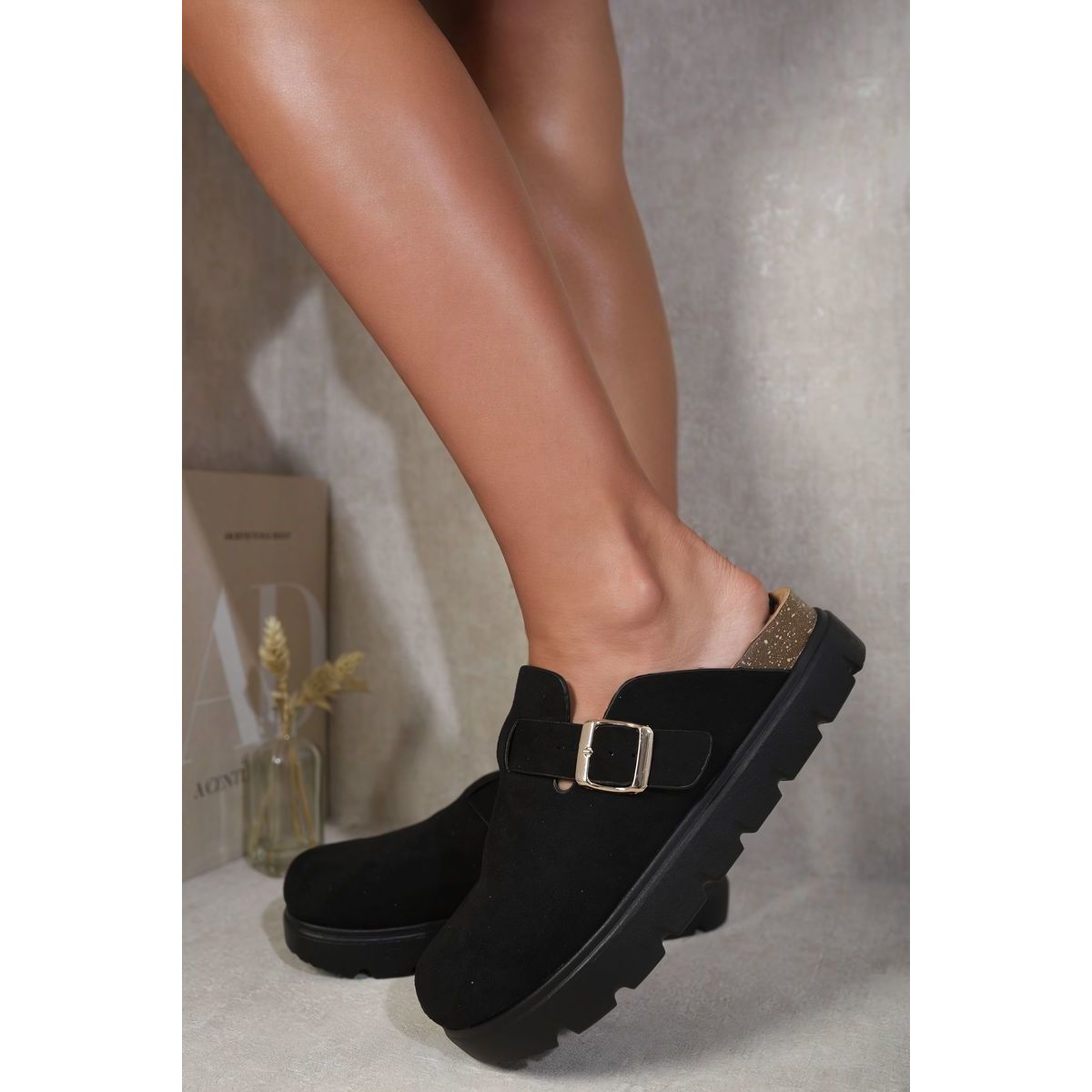 Closed Toe Buckle Sandals | Go Wholesale