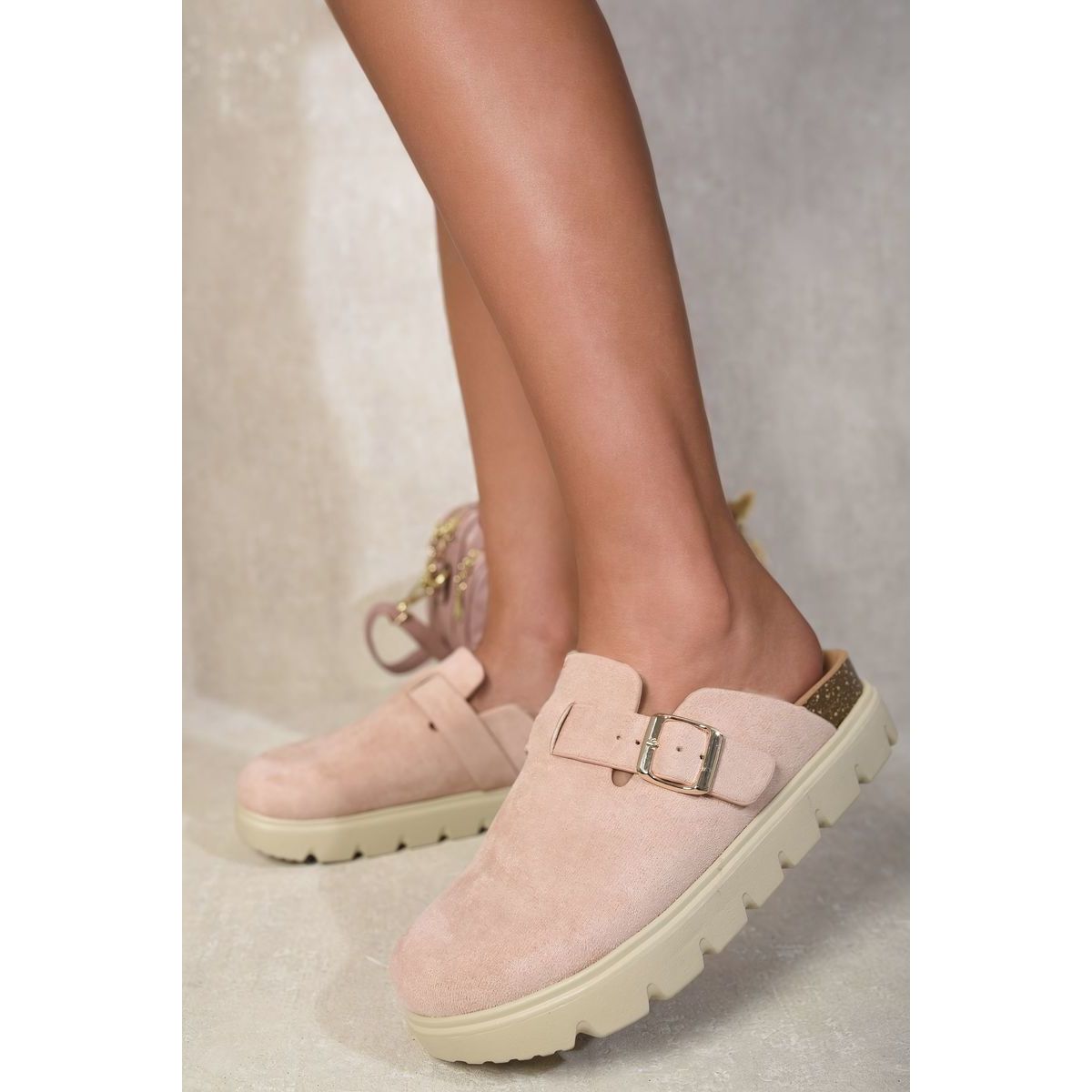 Closed Toe Buckle Sandals | Go Wholesale