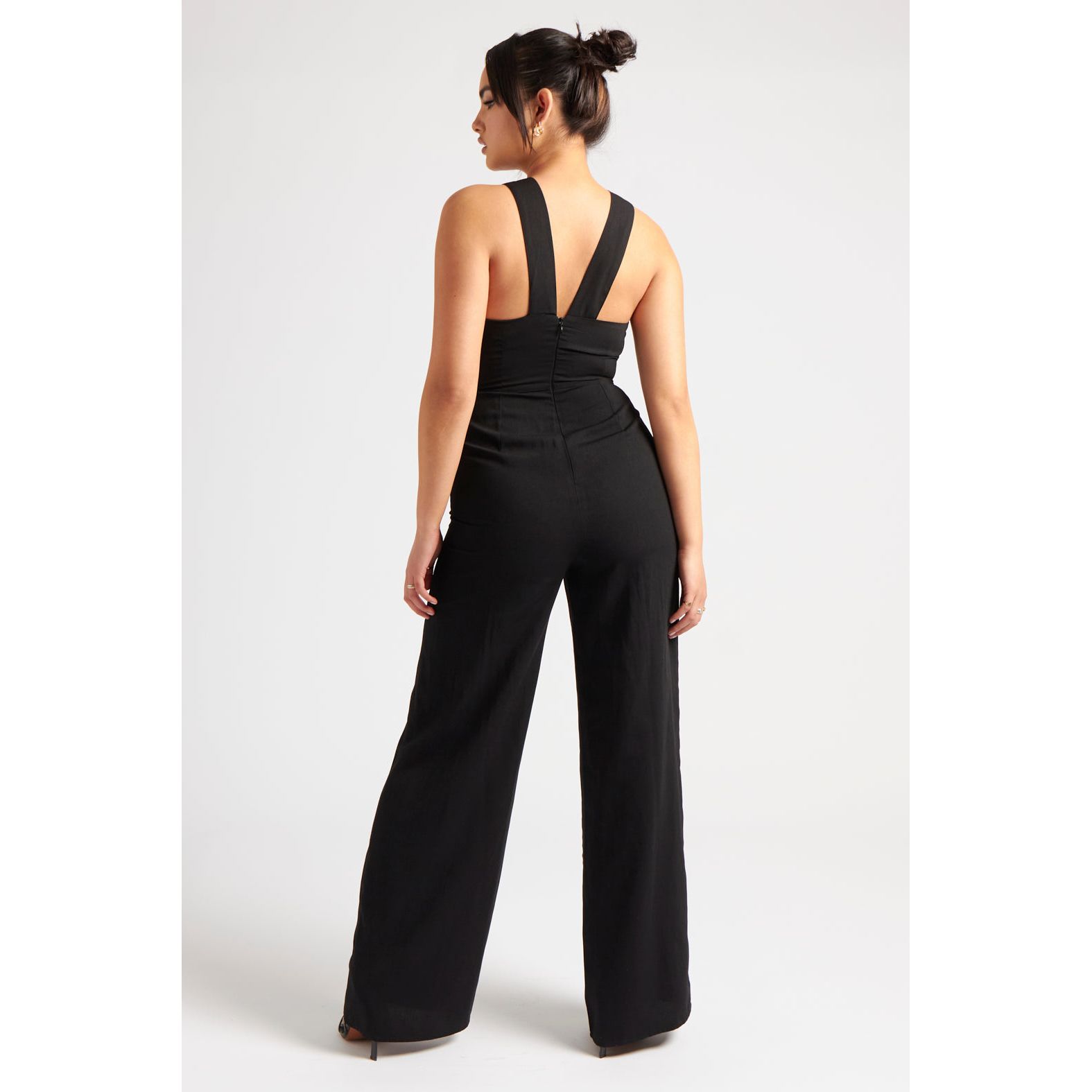 halter neck backless jumpsuit