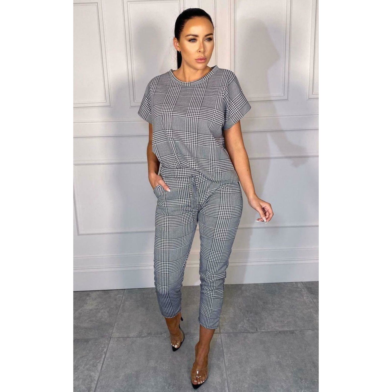 CHECK ROUND NECK BOXY SUIT | Go Wholesale