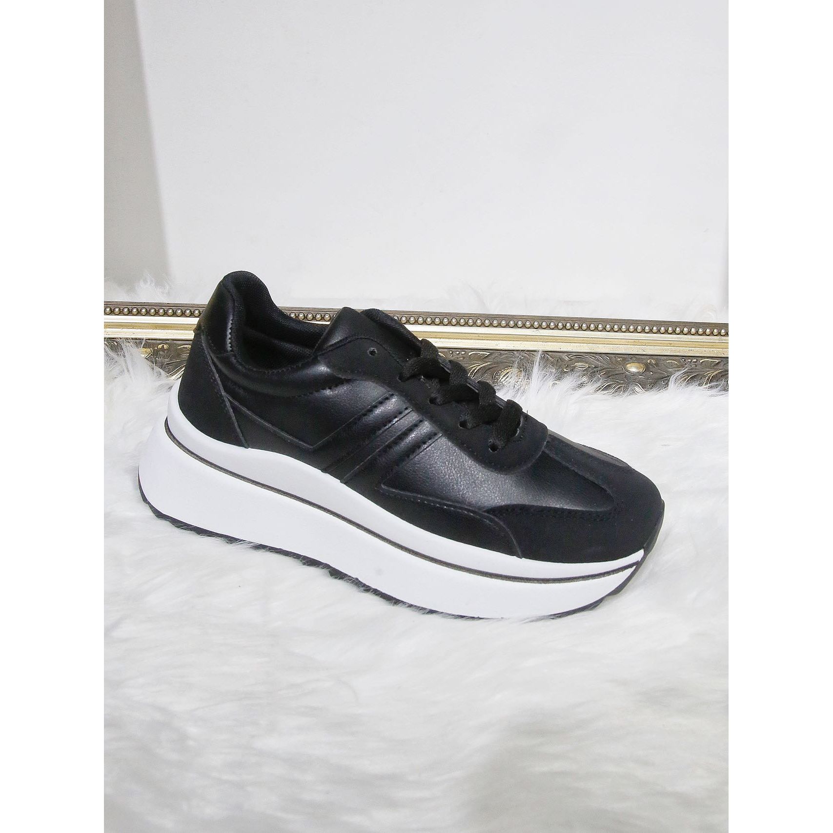 black diamente women lady fashion trainers | Go Wholesale